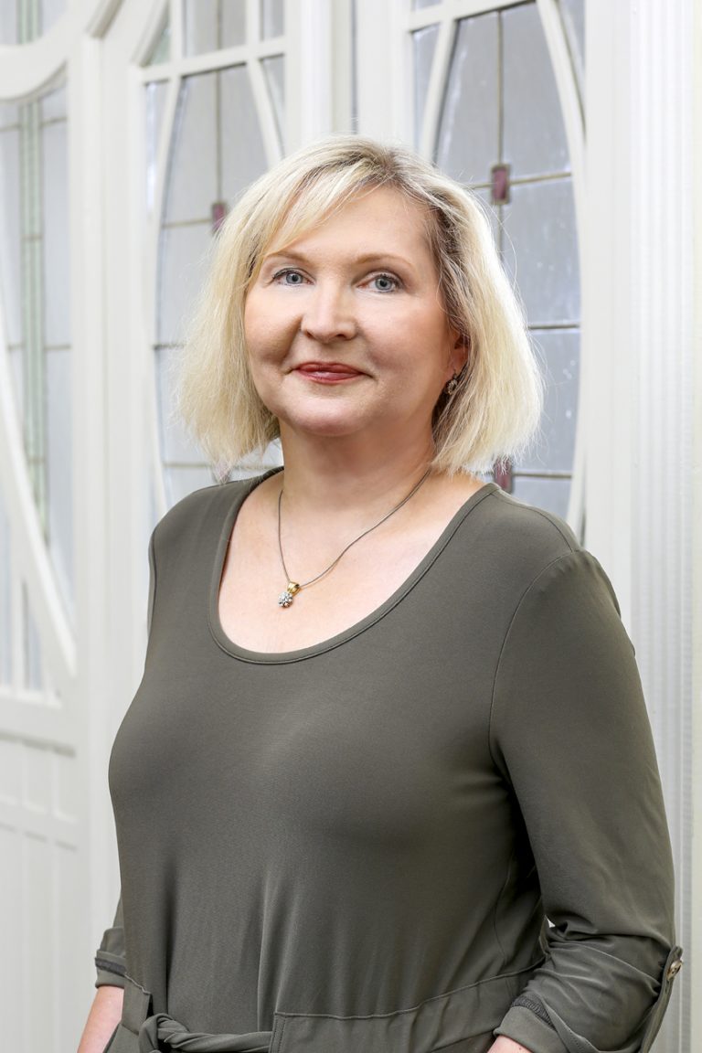 1-Kovarova-Marcela-110 – Becker a Poliakoff, s.r.o., advokátní kancelář