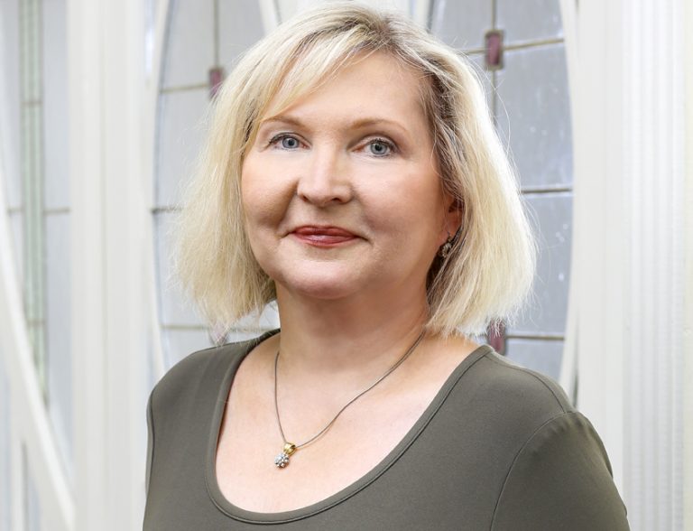 1-Kovarova-Marcela3 – Becker a Poliakoff, s.r.o., advokátní kancelář